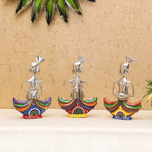 Maxine Figurine Set of 3 - Urban Ladder