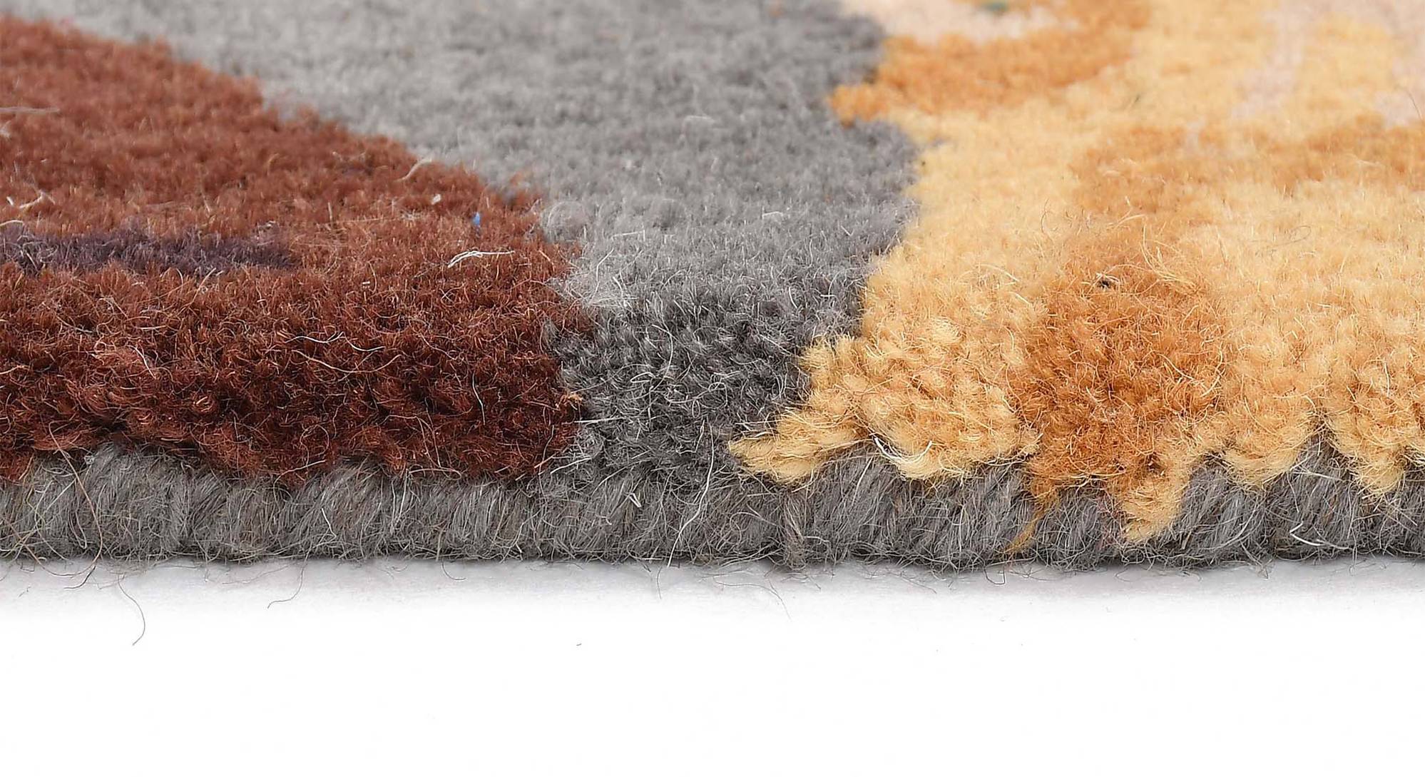 Grey Floral Hand Tufted Wool 6 X 9 Feet Carpet - Urban Ladder